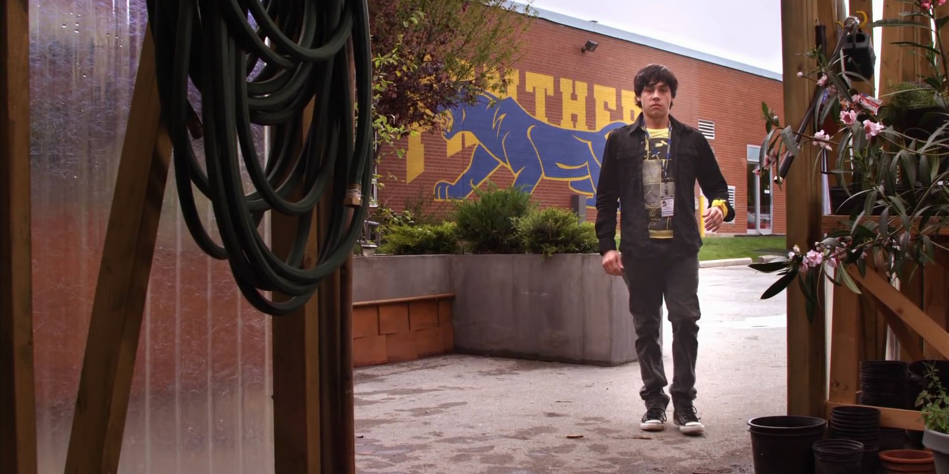 Degrassi TNG: 10 Times The Show Tackled Deep Issues