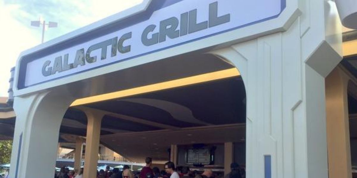Disneyland: 9 Best Movie-Themed Restaurants