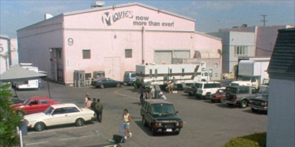 10 Most Memorable Opening Shots From '90s Movies