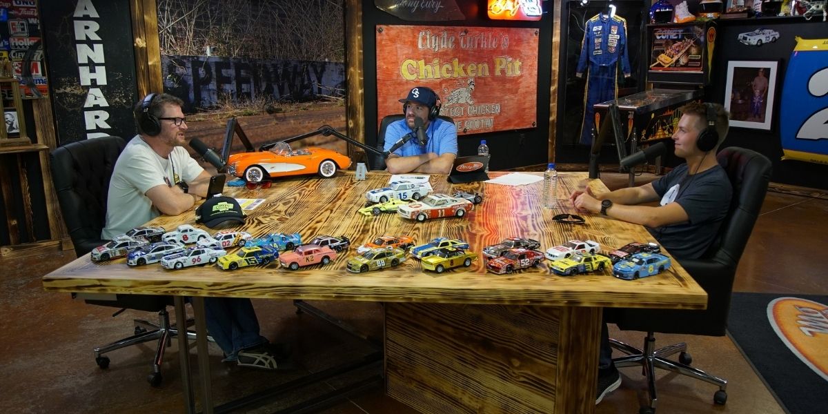 10 Best Sports Podcasts Hosted By Athletes