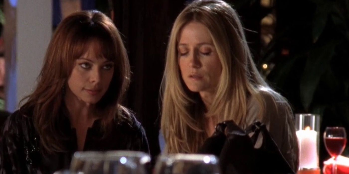 The OC: 10 Ways Julie Cooper Got Better & Better
