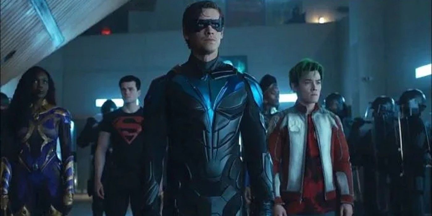 Scarecrow's Titans Endgame Is Dark Knight's Joker Meets TDKR's Bane