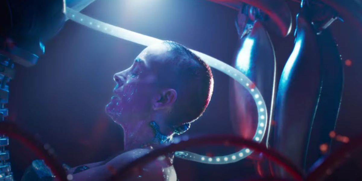 The Matrix Resurrections Trailer Supports Trinity Being The New One Theory