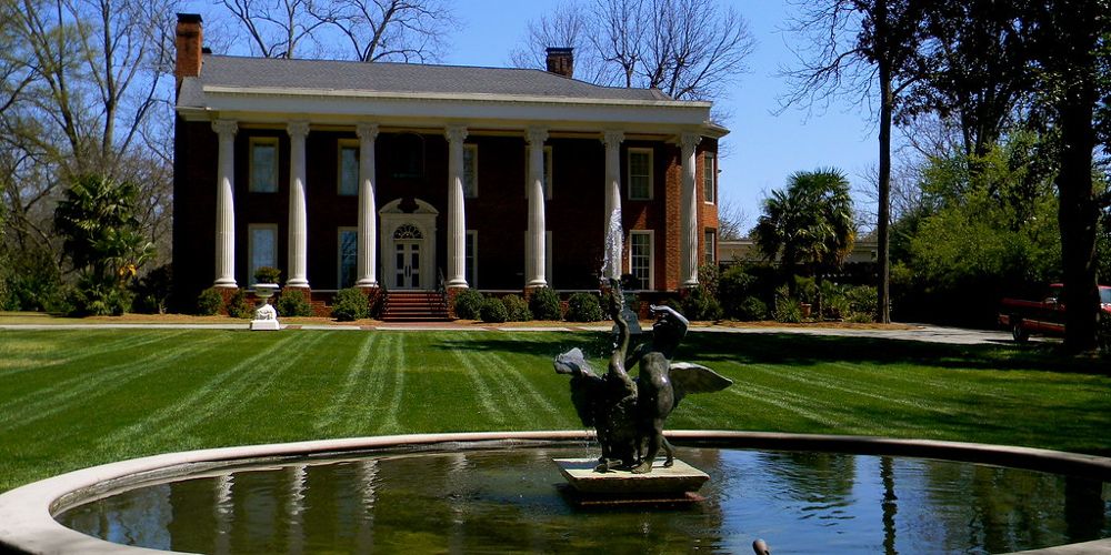 10 Vampire Diaries Filming Locations You Can Actually Visit
