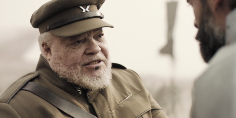 Where Thufir Hawat Should Be In Dune 2 & Why He's Missing