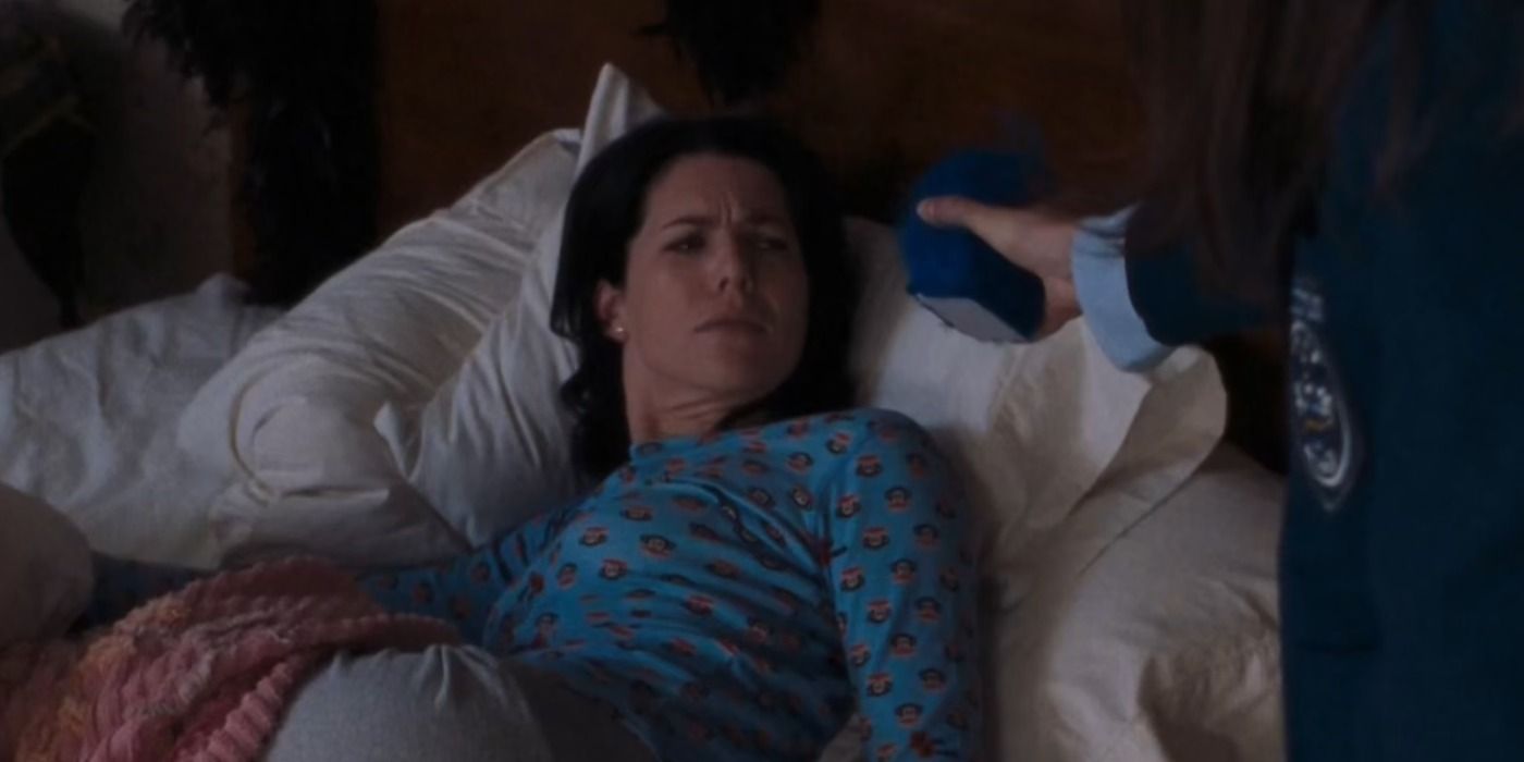Gilmore Girls: 10 Season 1 Jokes Everyone Completely Missed