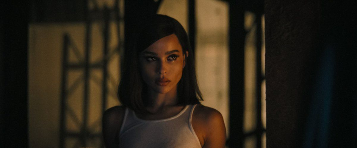 The Batman Trailer Image Reveals Different Catwoman Hairstyle