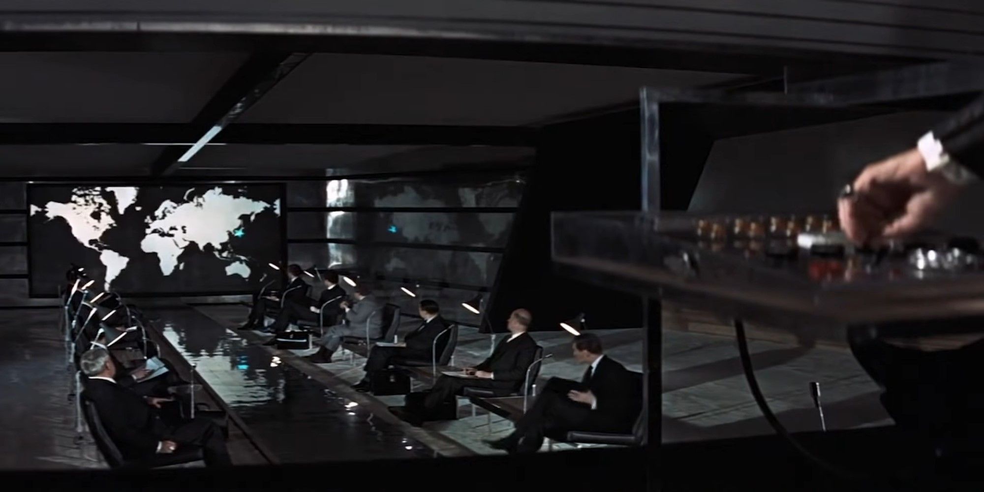 James Bond: Why Did SPECTRE Replace SMERSH In The 007 Franchise?