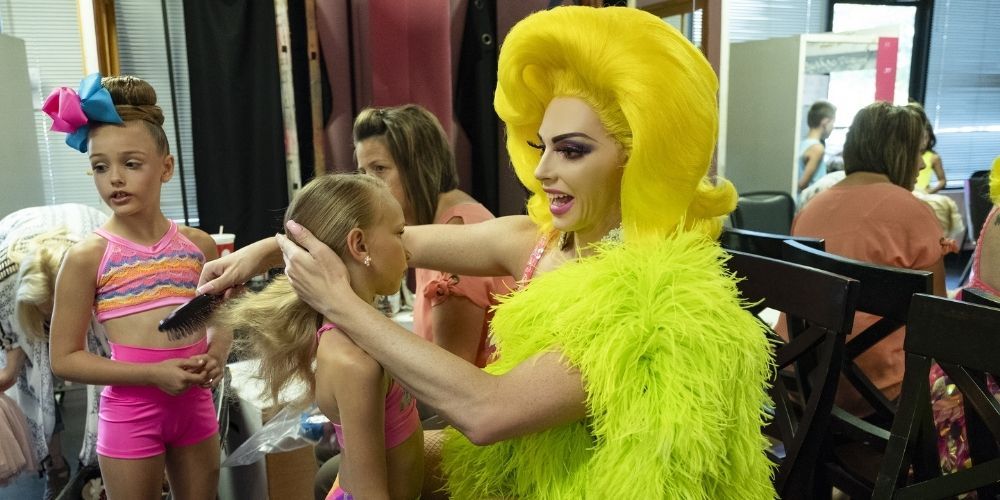 RuPaul's Drag Race: 10 Other Great Reality TV Drag Shows Fans Need To Watch