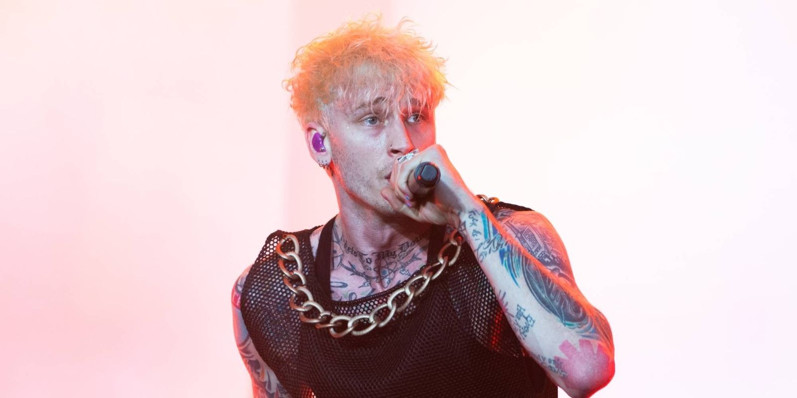 KUWTK: Machine Gun Kelly Dodges Questions About Best Friend Pete & Kim