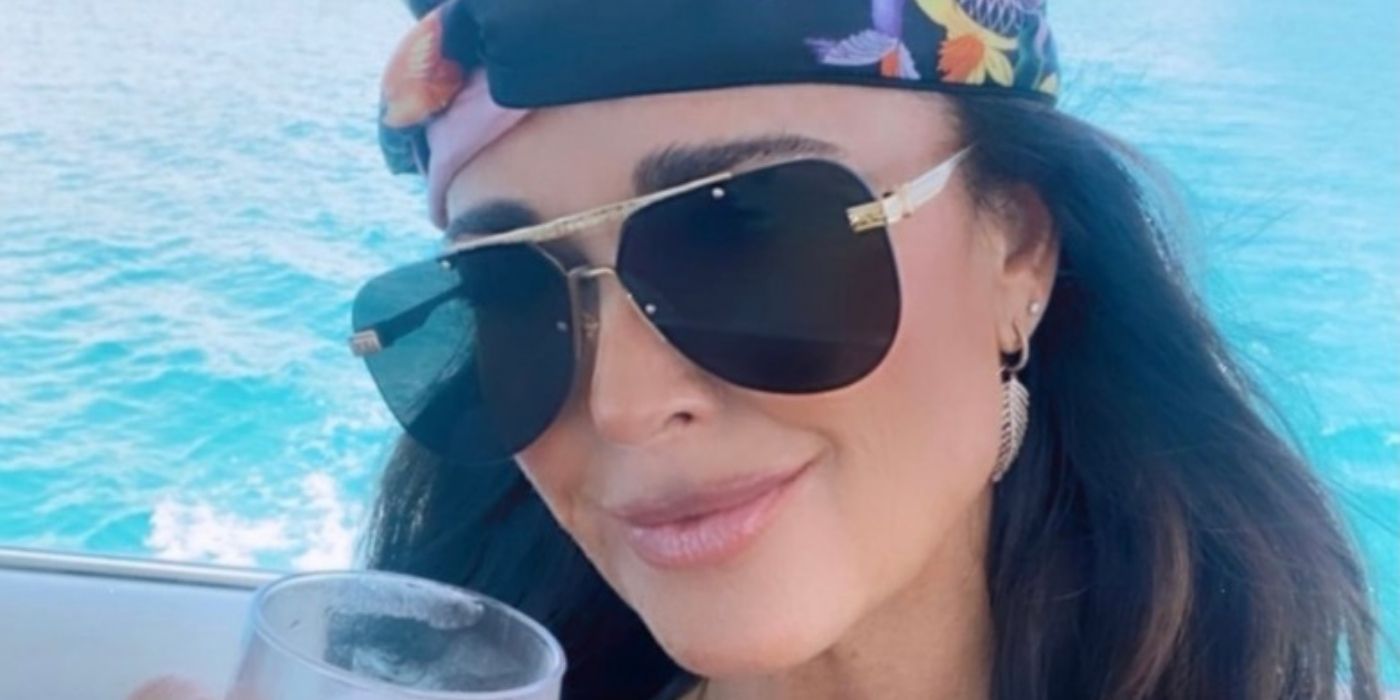 RHUGT: Fans Roast Kyle Richards’ Reaction To Ultimate Girls Trip Castmates