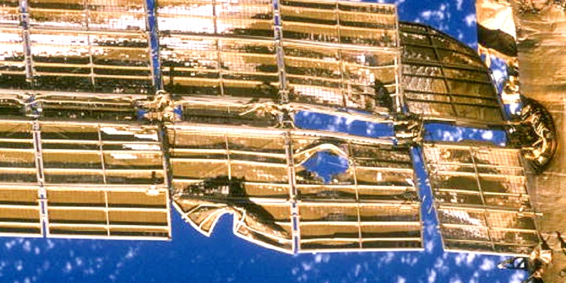 Unexpected Debris Linked To Russia Anti-Satellite Put ISS Astronauts ...