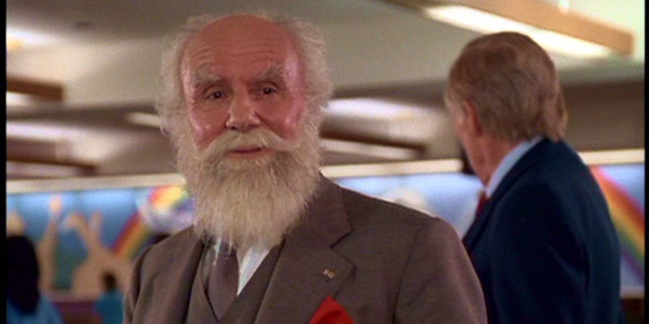 5 Most Wholesome Santa Claus Portrayals (& 5 Most Naughty)