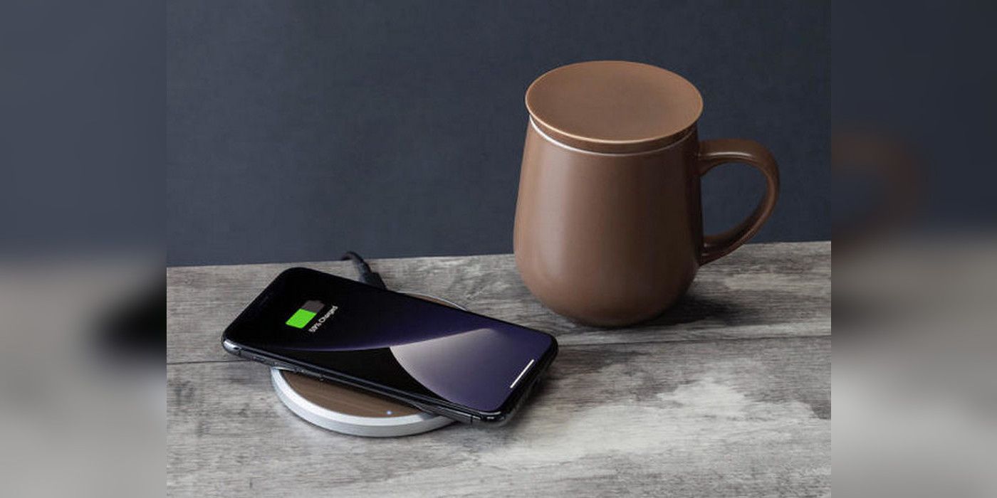 This Self-Heating Mug System Can Also Wirelessly Charge Your Phone