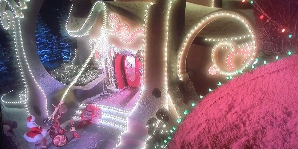 10 Most Memorable Holiday Decorations In Christmas Movies