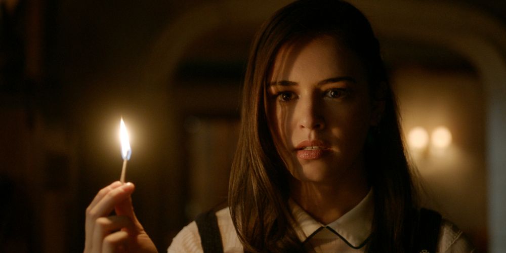 Legacies: The 8 Worst Things Hope Did With Her Humanity Off