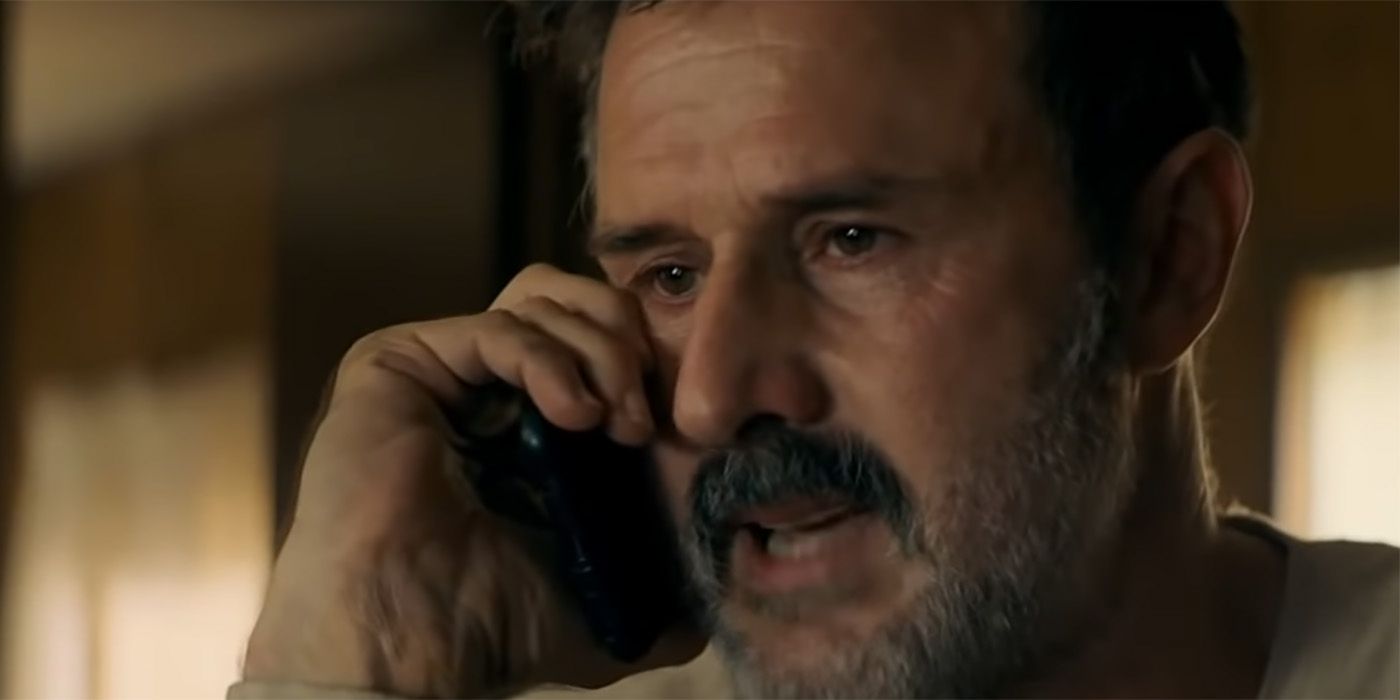 Scream Movie Clip Shows Dewey Call Sidney To Return To Woodsboro