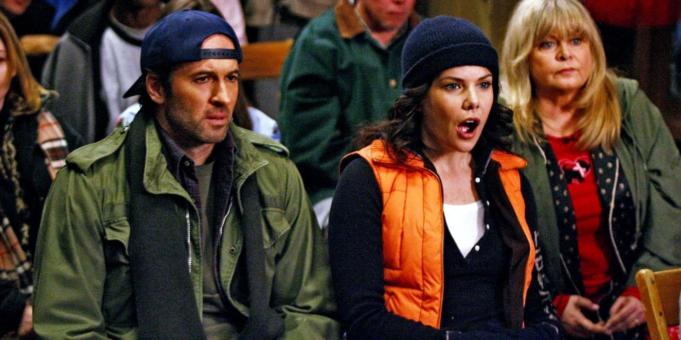 Gilmore Girls: The 10 Most Dramatic Town Meetings