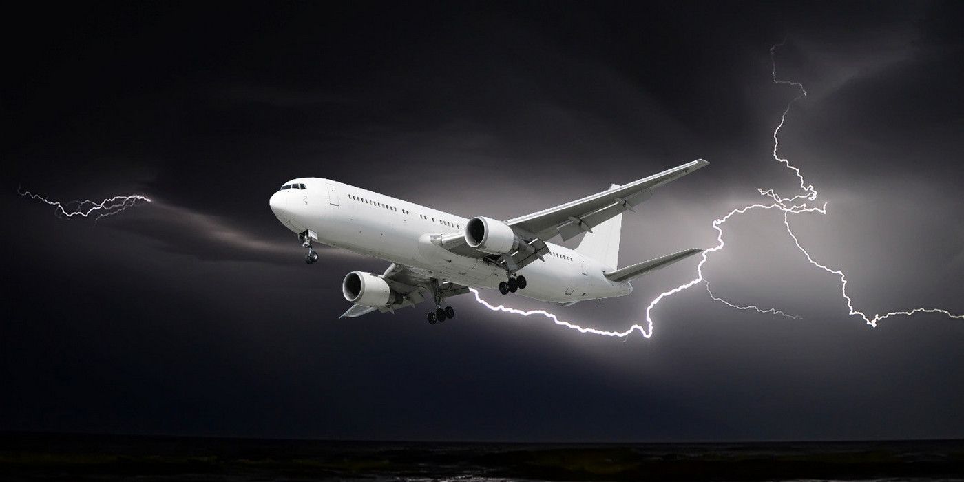 Winds Are Whipping Planes In The UK, And This Live Airport Stream Shows ...