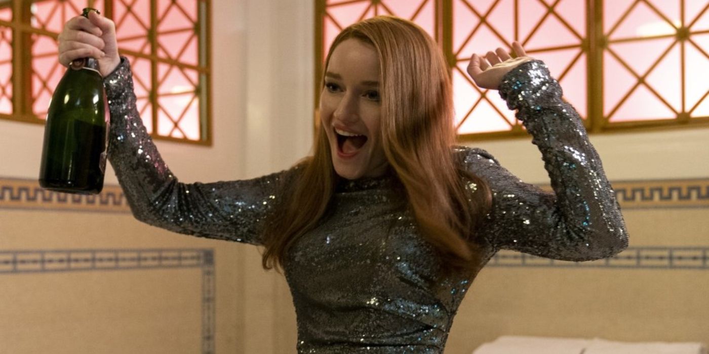 Inventing Anna: Anna Sorokin's 10 Best Outfits In The Miniseries