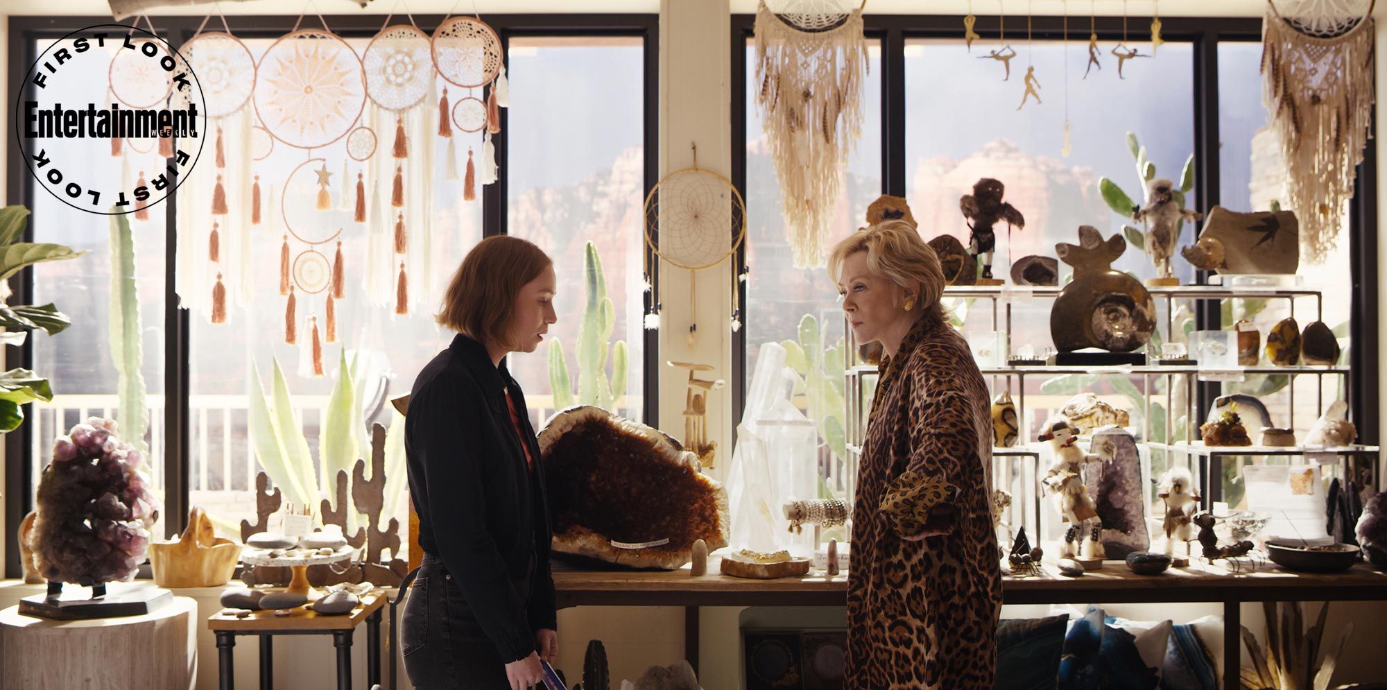 Hacks Season 2 Images Give First Look At Deborah & Ava's Cross-Country Tour