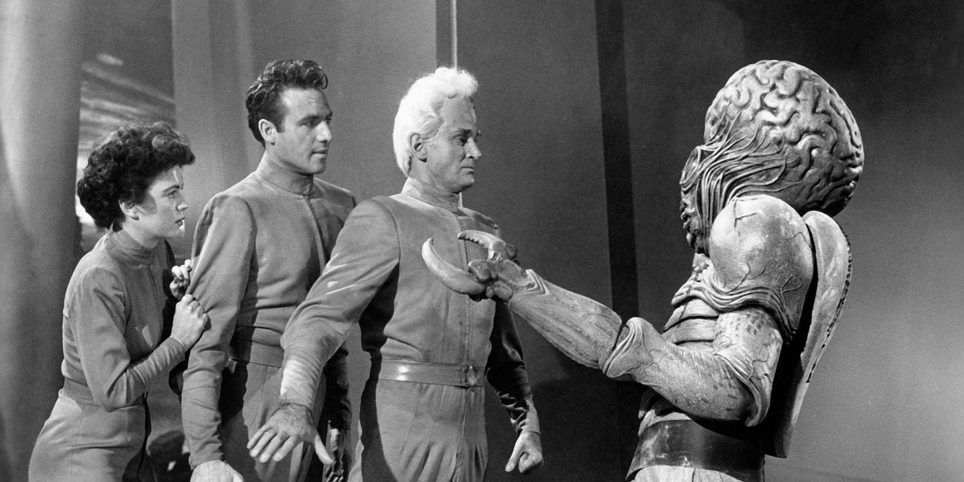 The 10 Best Cheesy '50s Sci-Fi Movies, According To Reddit