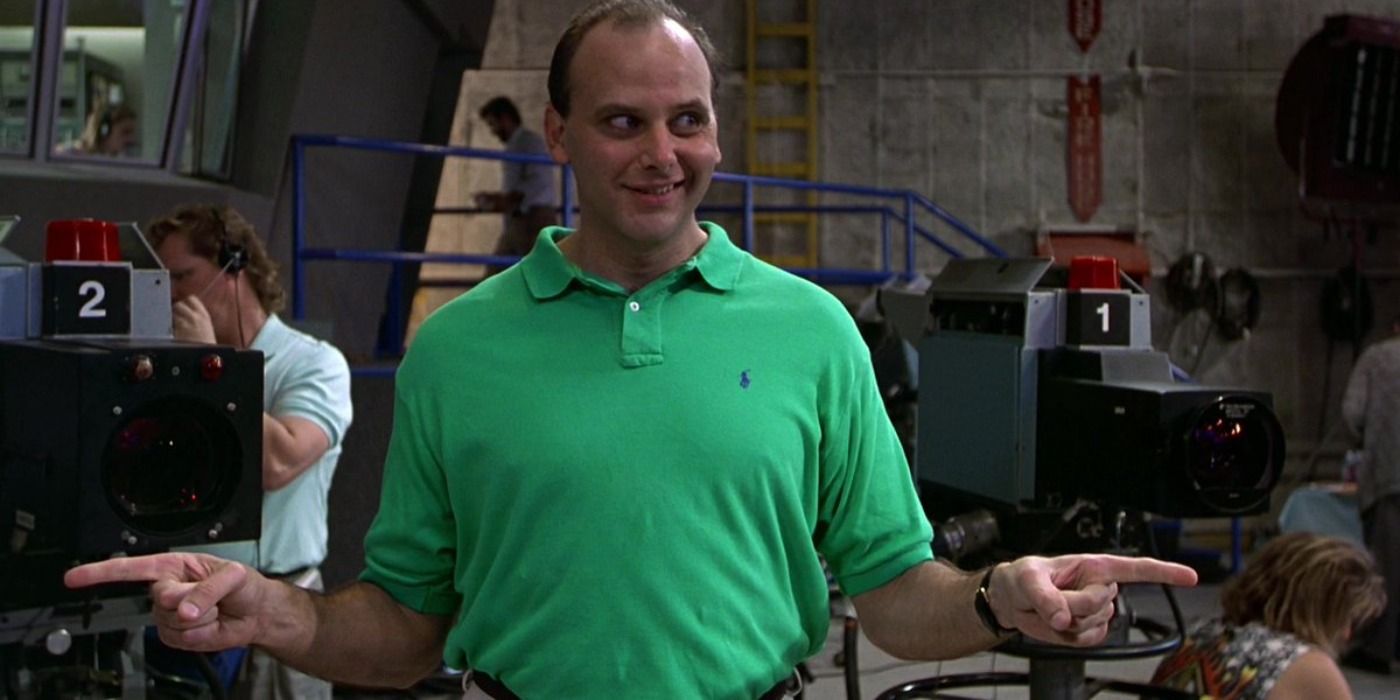 Wayne's World: Main Characters Ranked, According To Likability