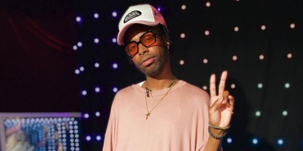 The Cast of YouTube Comedy Group Smosh, Ranked By Comic Abilities