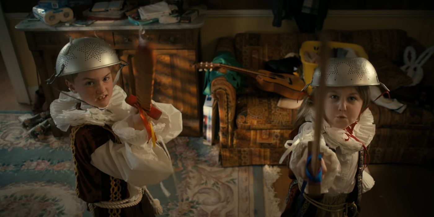 Suzie’s Crazy Siblings And House Played The Entire ‘Stranger Things ...