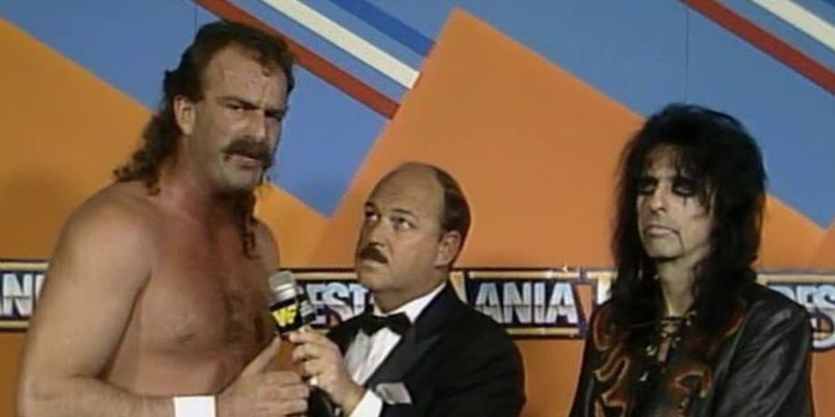 The 10 Strangest Celebrity Cameos In Pro Wrestling History