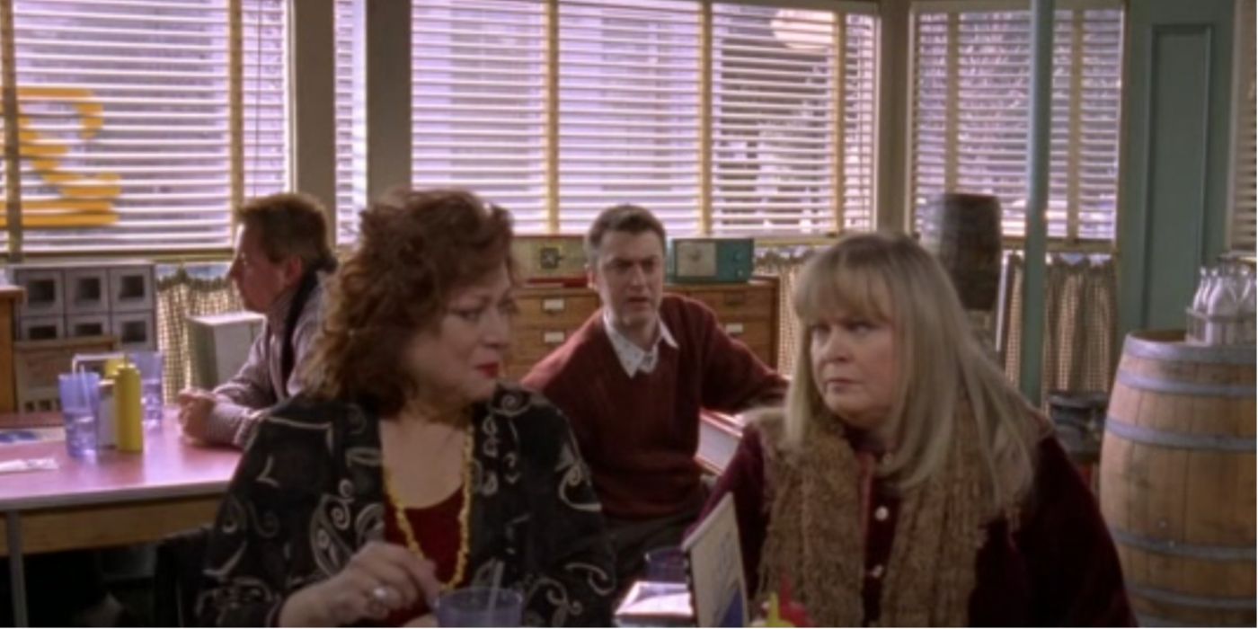 Gilmore Girls: 10 Quotes That Prove Miss Patty Was The Funniest Character