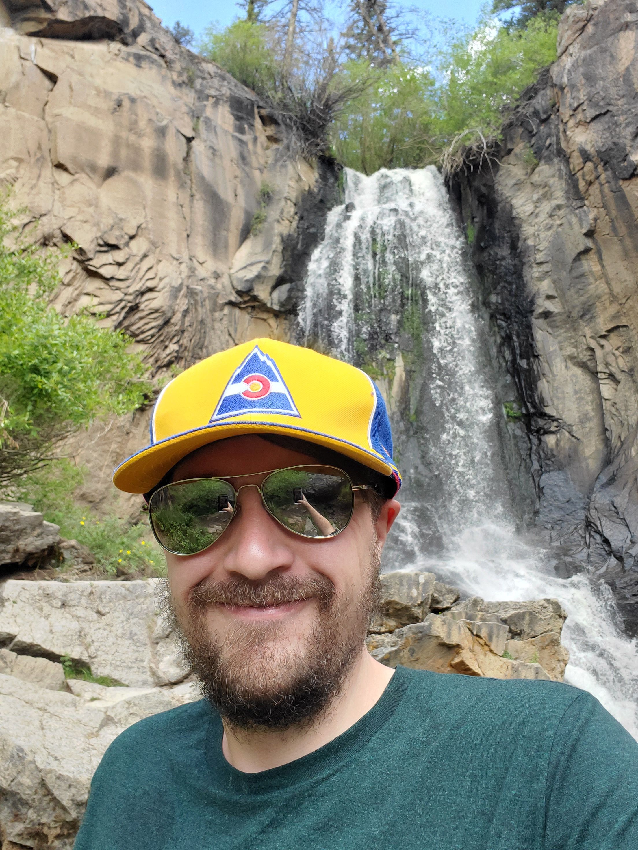 Sam Gathers's Instagram, Twitter & Facebook on IDCrawl