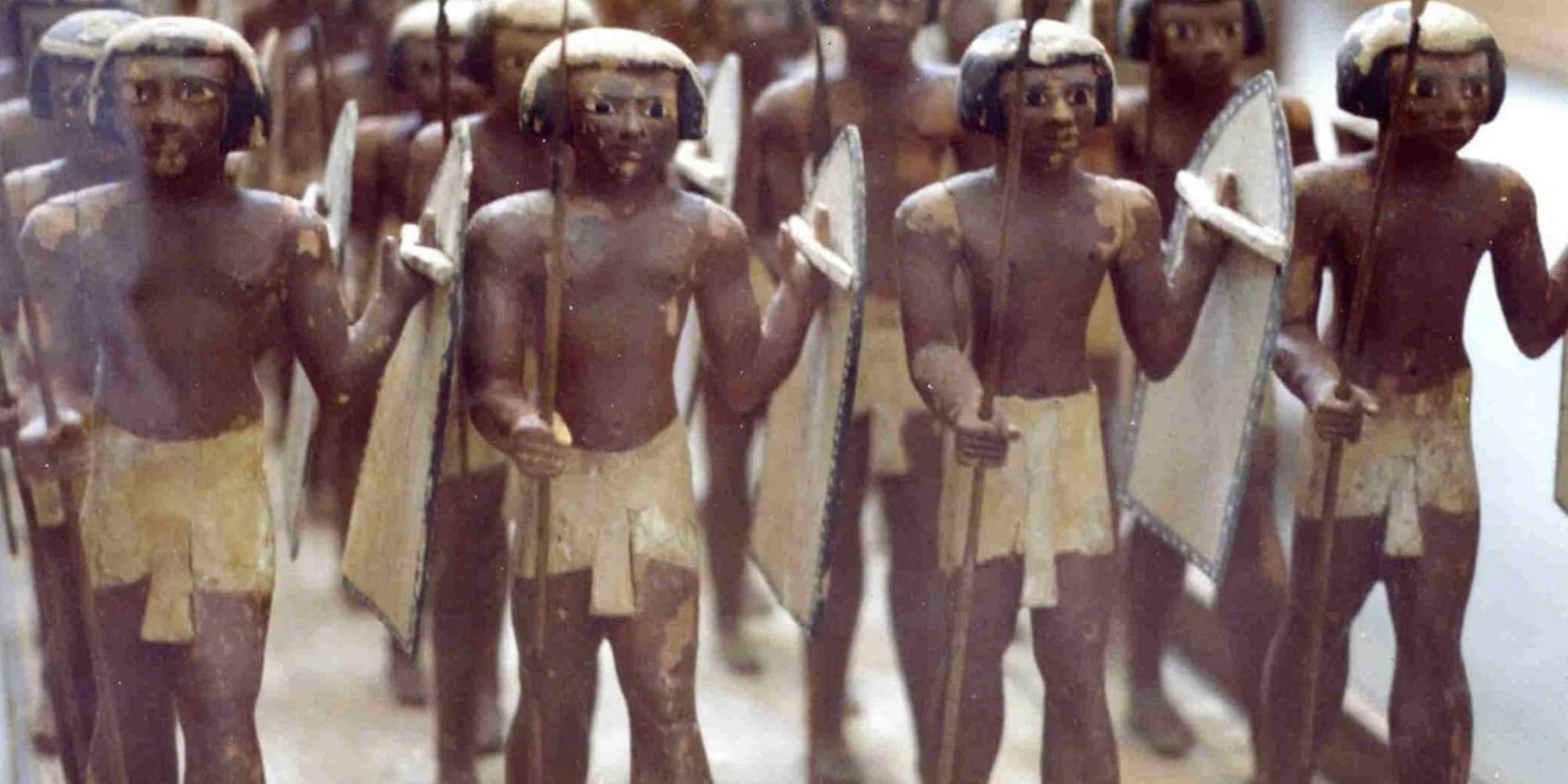 Game of Thrones: 10 Real Historical Versions Of The Kingsguard