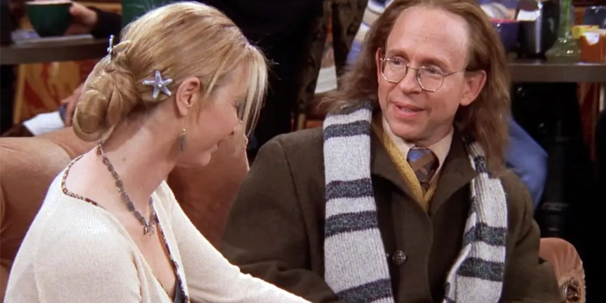 Friends: The 10 Best Guest Stars Who Played Family Members, Ranked