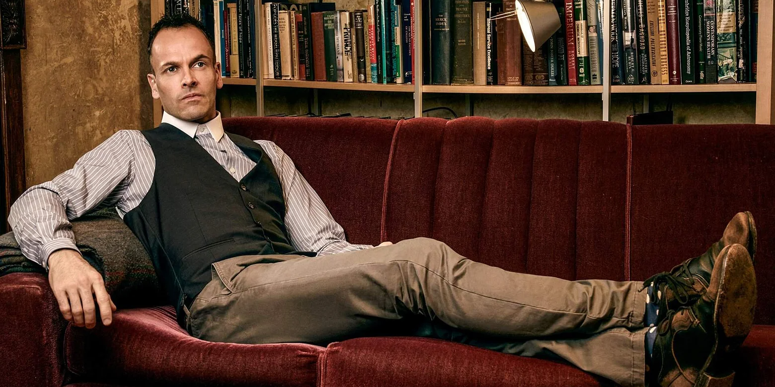 Every Actor Who Played Sherlock Holmes (In Movies & TV)