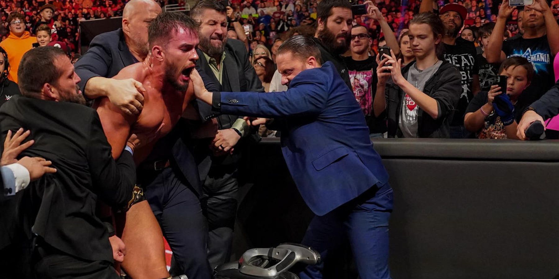Triple H (Should Be) Earning Trust Of WWE Fans With Austin Theory Angle Triple H (Should Be) Earning Trust Of WWE Fans With Austin Theory Angle