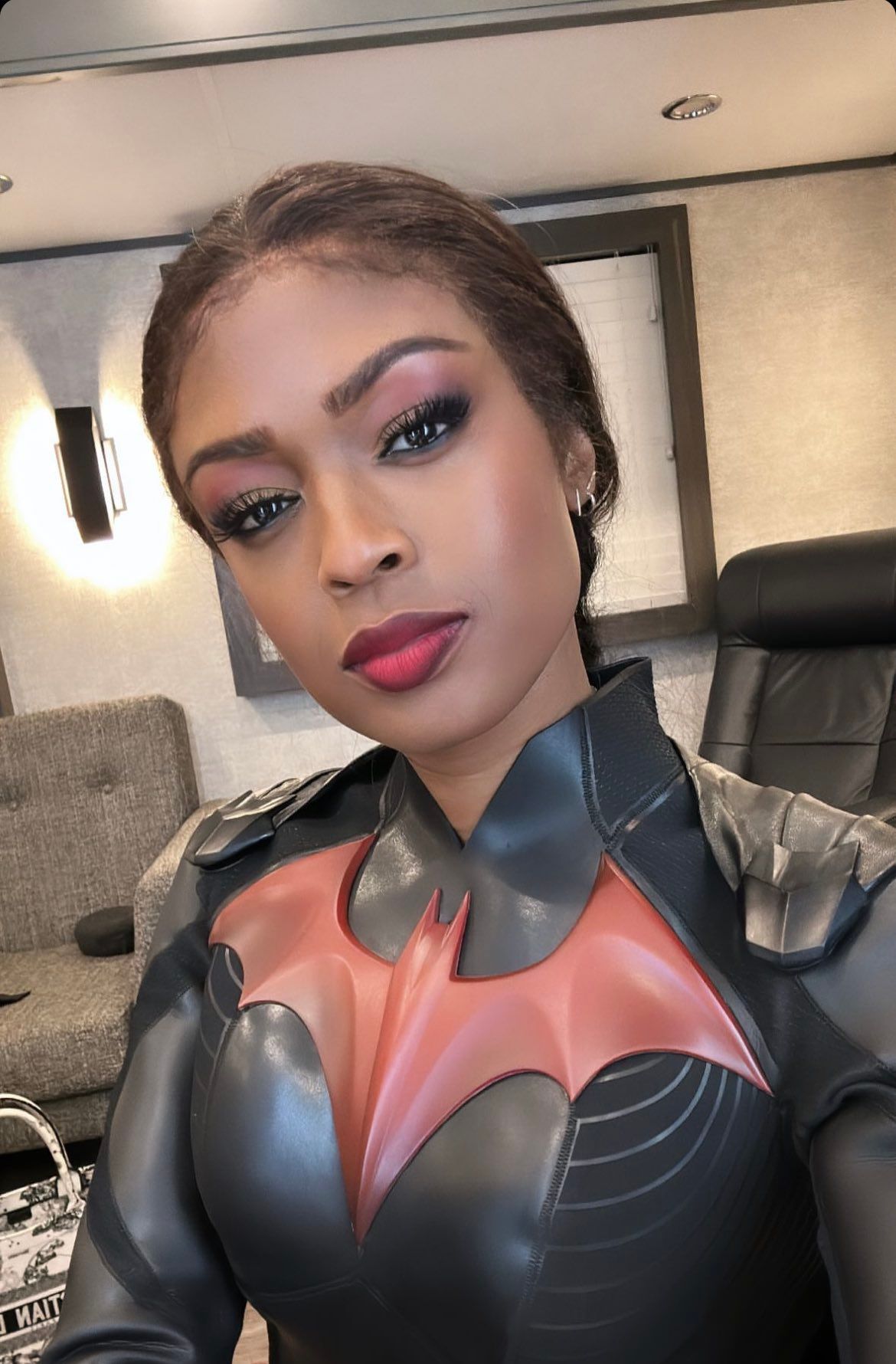 Arrowverse's Batwoman Confirmed To Return In The Flash Season 9