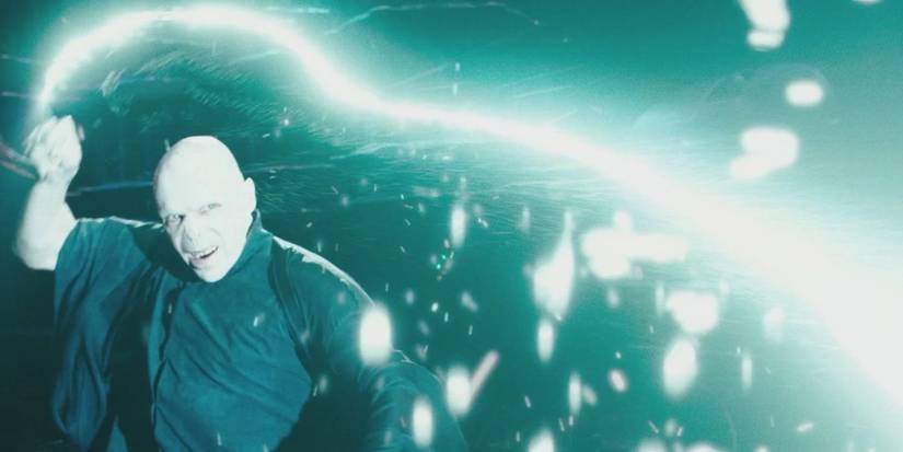 Harry Potter: Reasons Voldemort Is Stronger Than Grindelwald (& Why He ...