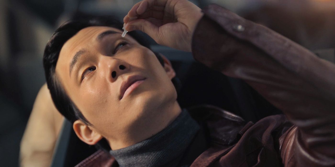 JUNG_E: Why Kim Sang-Hoon Uses Eye Drops So Much (& Its Big Twist Link)