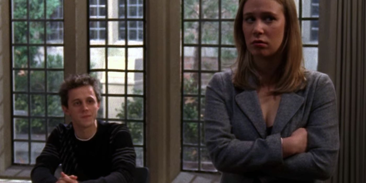 Gilmore Girls: Paris & Doyle’s Relationship Timeline, Explained