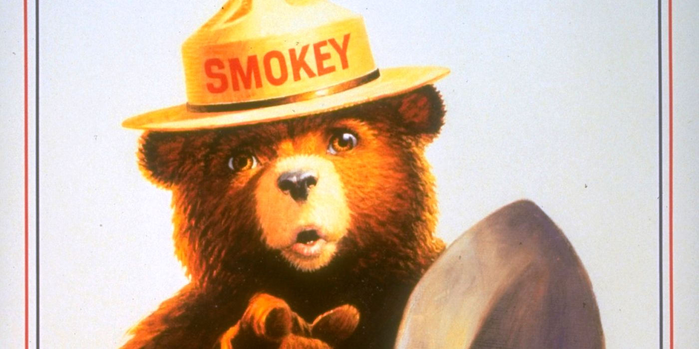 How 1 Gruesome Cocaine Bear Scene Was Foreshadowed By Smokey The Bear