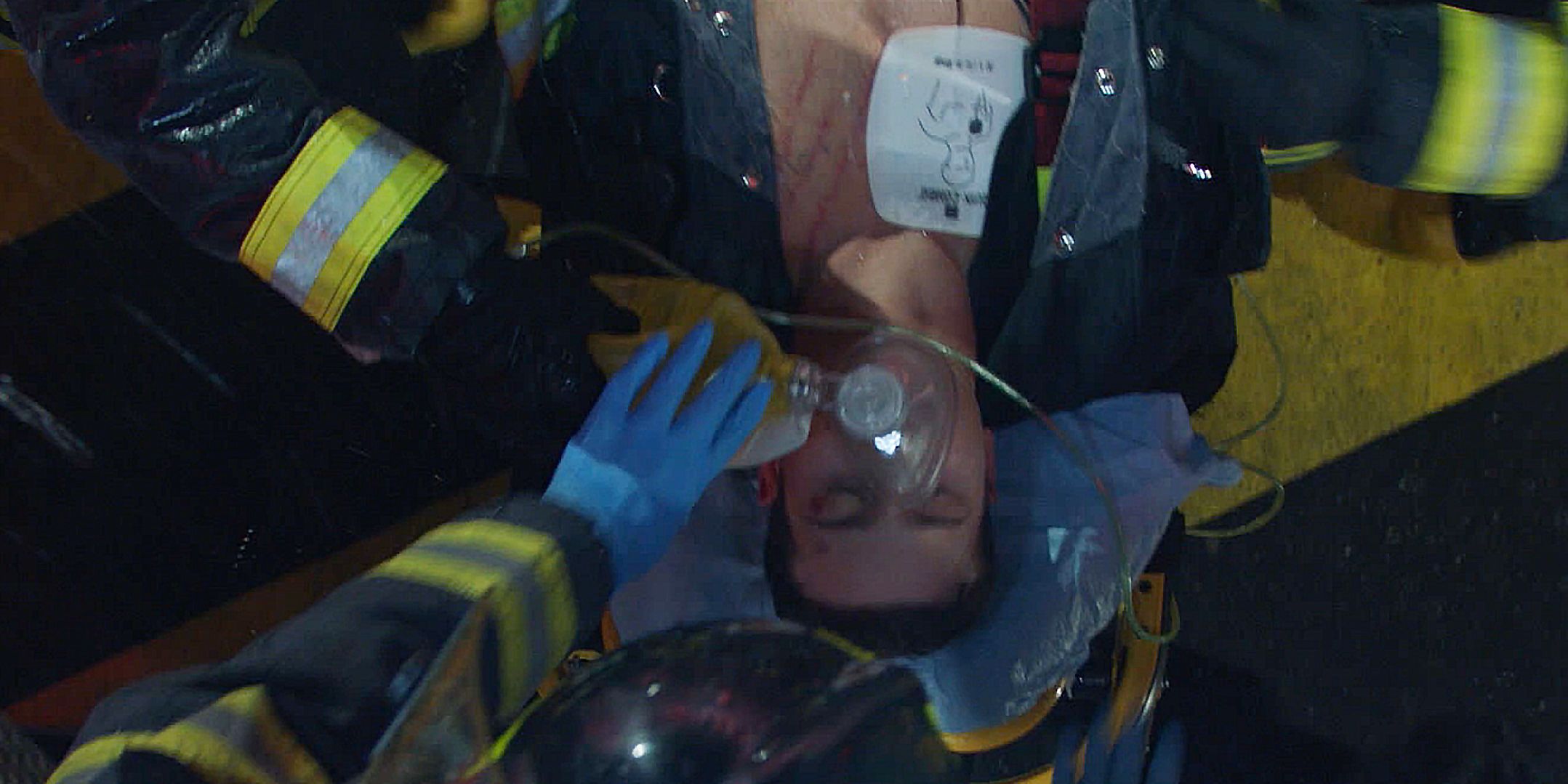 Oliver Stark Teases Buck's Alternate Reality In New 9-1-1 Episode