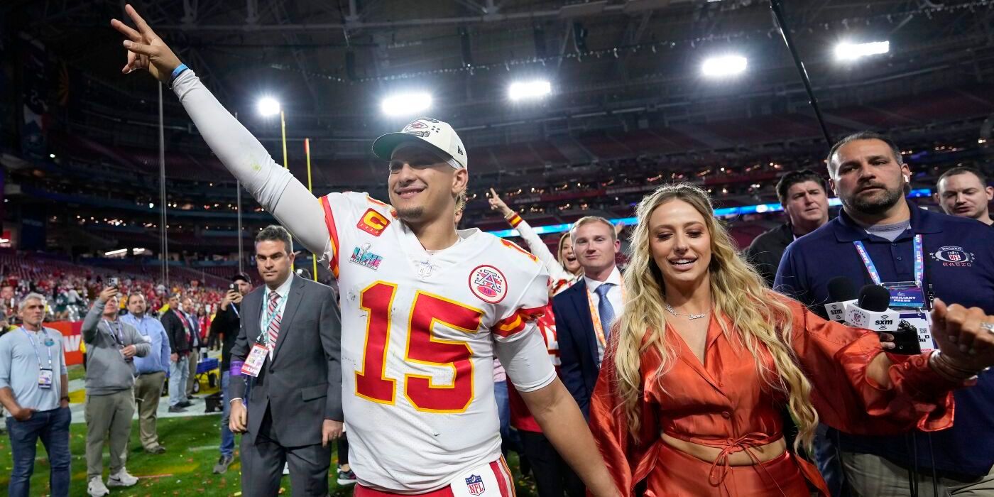 Cracking the Code: Demystifying Netflix Quarterbacks' Eye-Popping NFL ... Cracking the Code: Demystifying Netflix Quarterbacks' Eye-Popping NFL ...