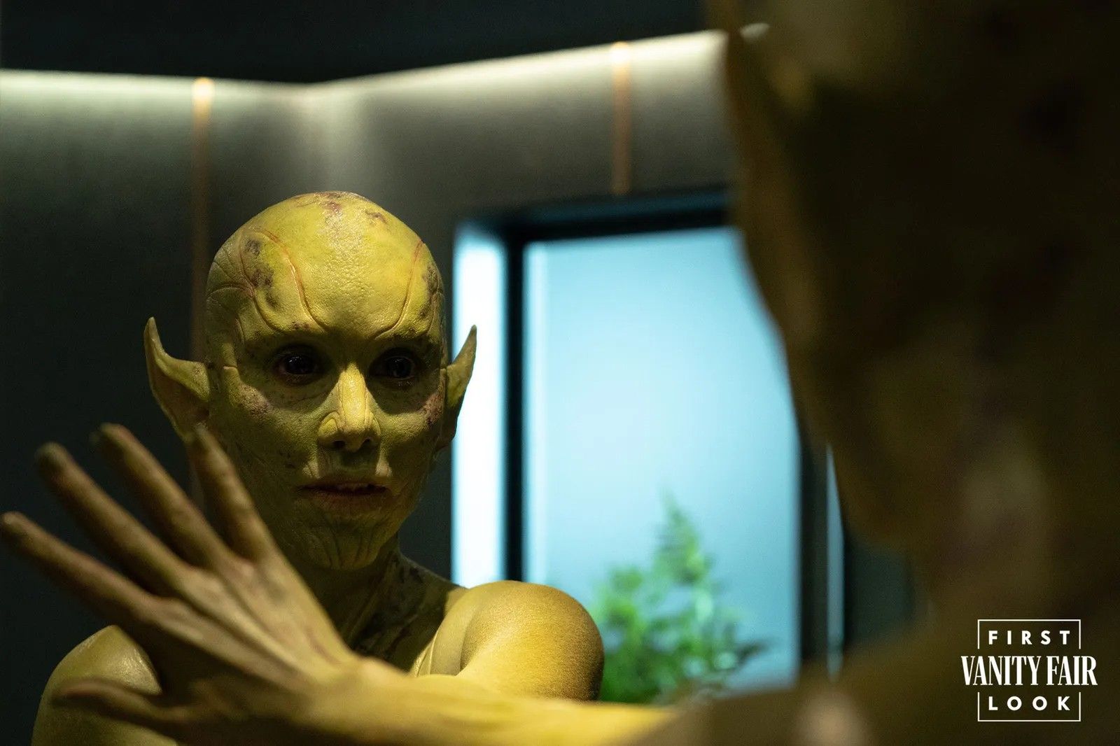 10 New Secret Invasion Images & What They Reveal About The MCU Show