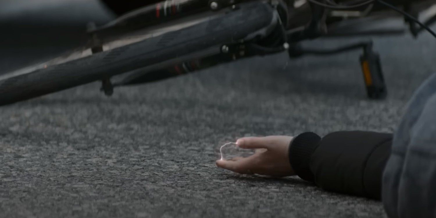 Why Everyone Who Can Control Lightning In The Power Gets That Mark