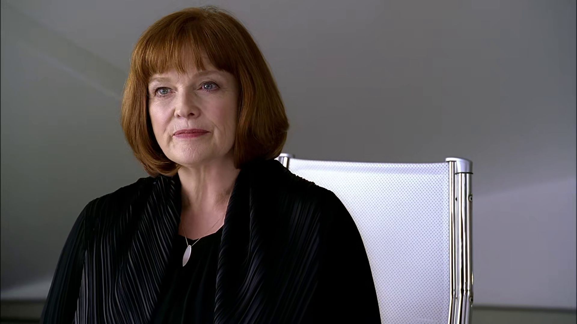 Why Fringe Completely Dropped A Major Romance After Season 2