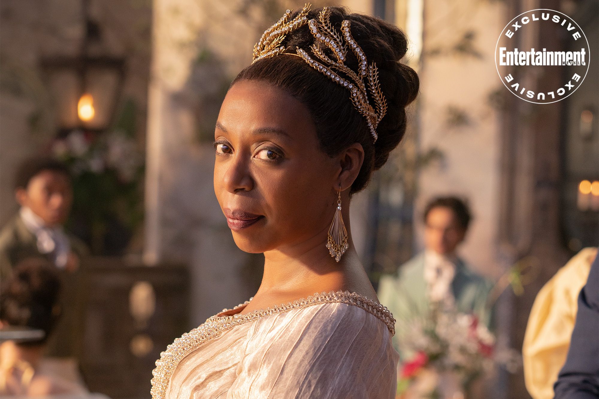 Little Mermaid Remake Images: New Looks At Ariel, Eric, Triton & Ursula