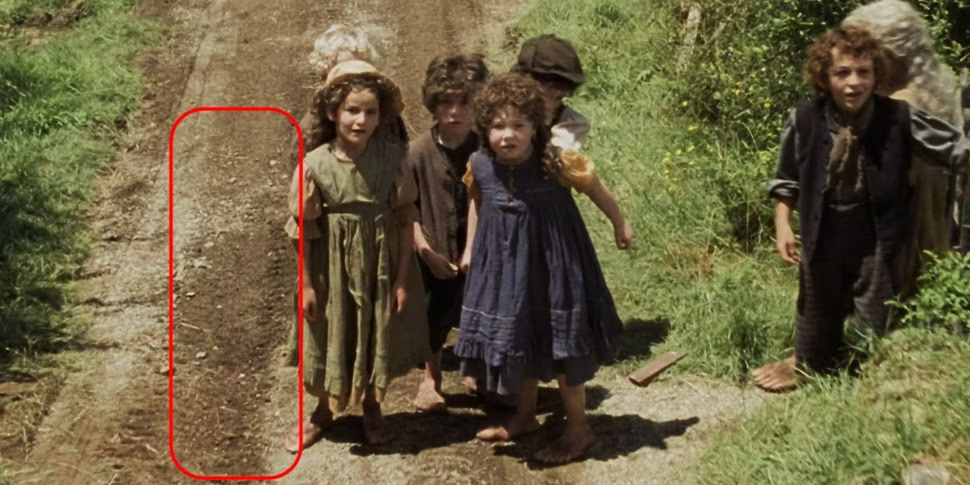 There's A Car In The Shire: 9 Lord Of The Rings Mistakes Fans Will ...