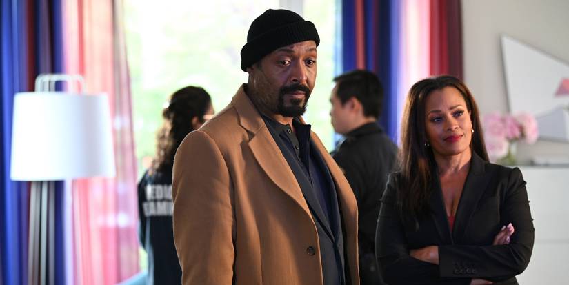 Jesse L. Martin Breaks Down Alec Mercer & Teases What To Expect Next In ...