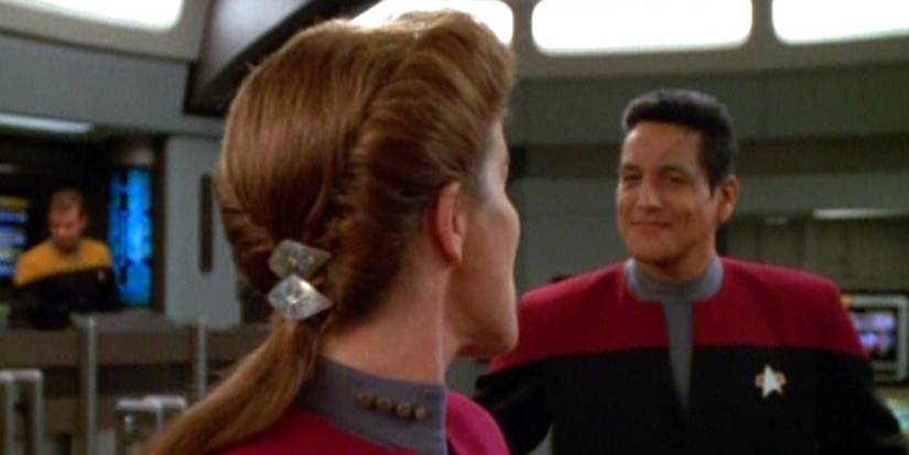 Captain Janeway’s 7 Star Trek: Voyager Hairstyles, Ranked Worst To Best